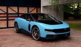 Рідкісний Ferrari, на якому не можна їздити по дорогах, продають за три ...