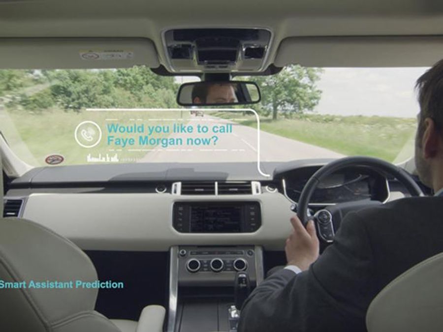 Jaguar Land Rover представила инновационную систему Smart Assistant ...
