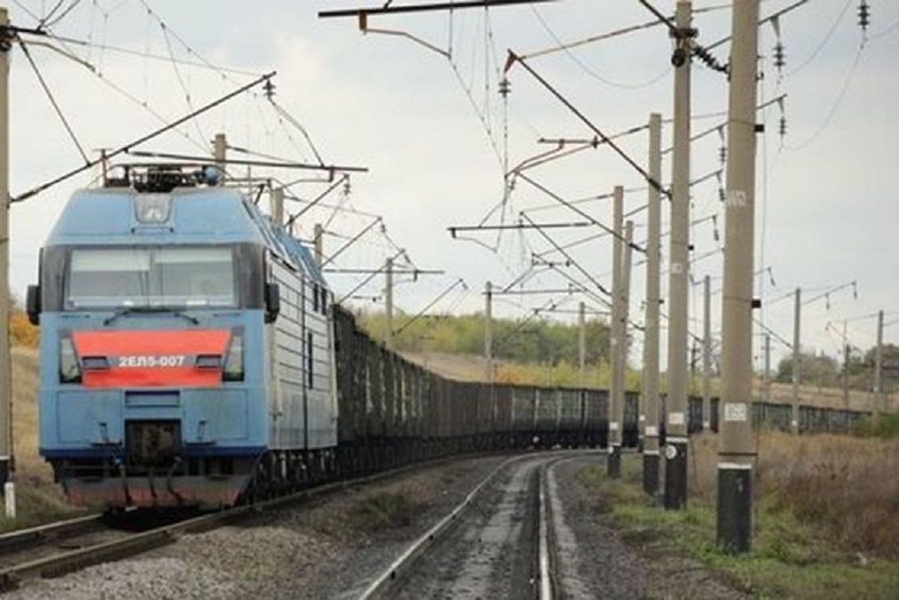 Від УЗ вимагають сплати 70 мільйонів за роботу Донецької залізниці на ...