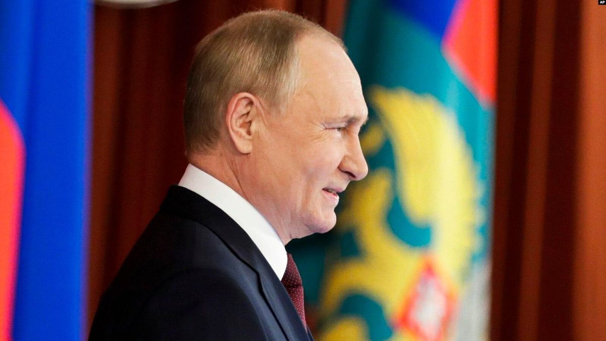 Британская разведка предупредила о "считанных днях" до нападения России ...