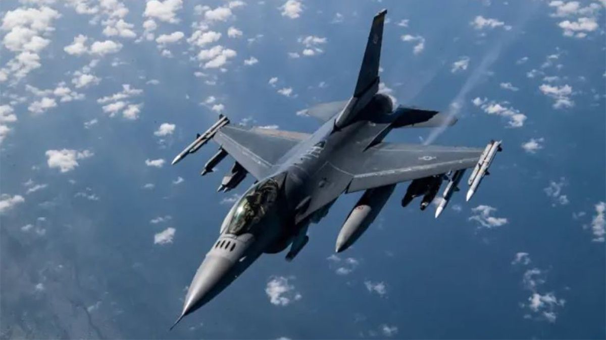 F-16 новини - у Данії українські льотчики вже переходять до льотної підготовки на F-16 - 24 Канал