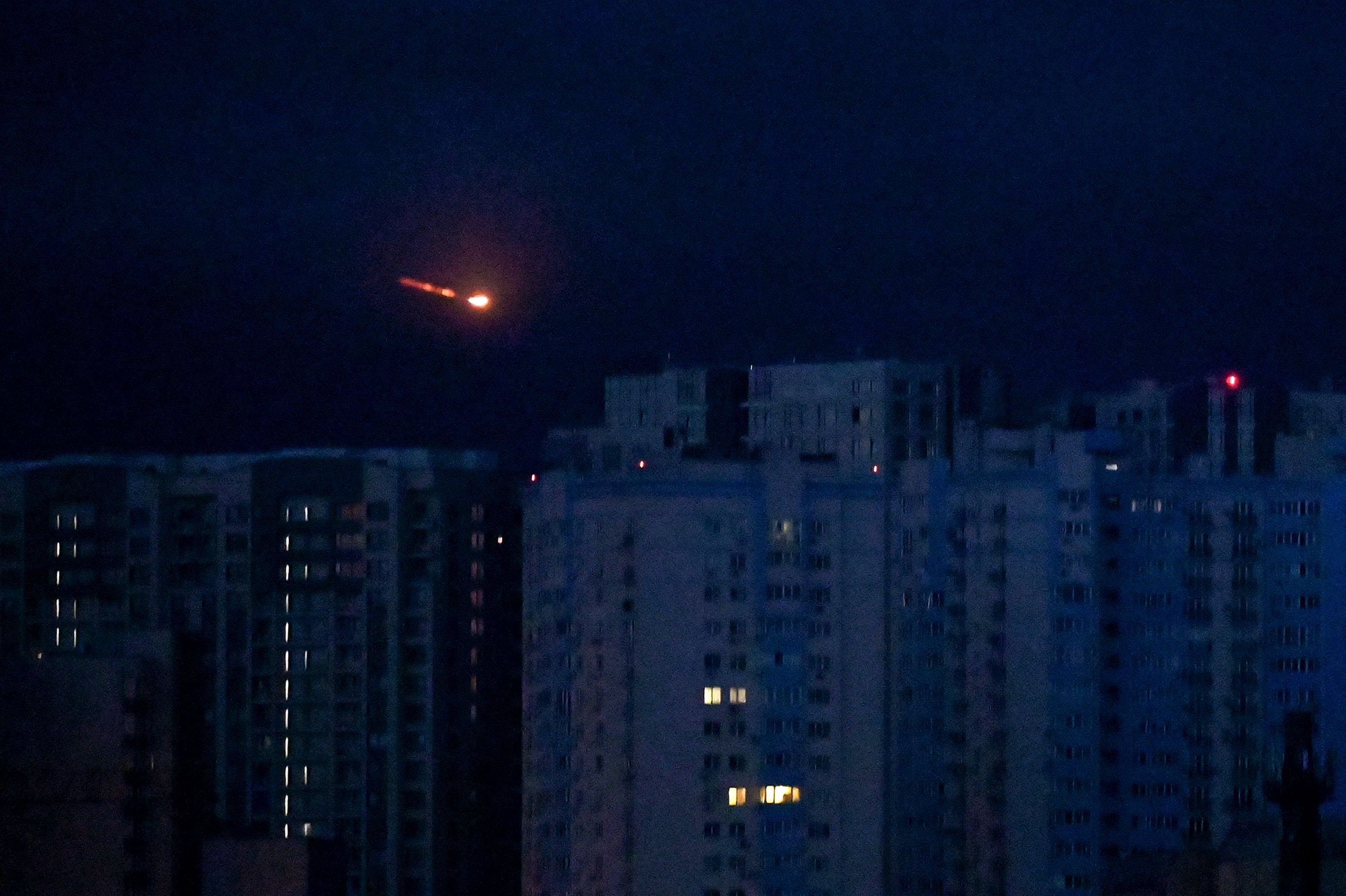 Зеленський попередив про новий масований удар - Росія хоче скористатися ...